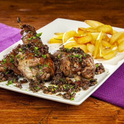 Coniglio alla ligure - Ricette Casa Pappagallo