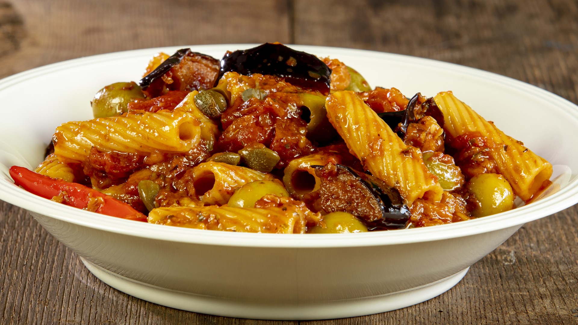 Pasta melanzane e olive - Ricette Casa Pappagallo