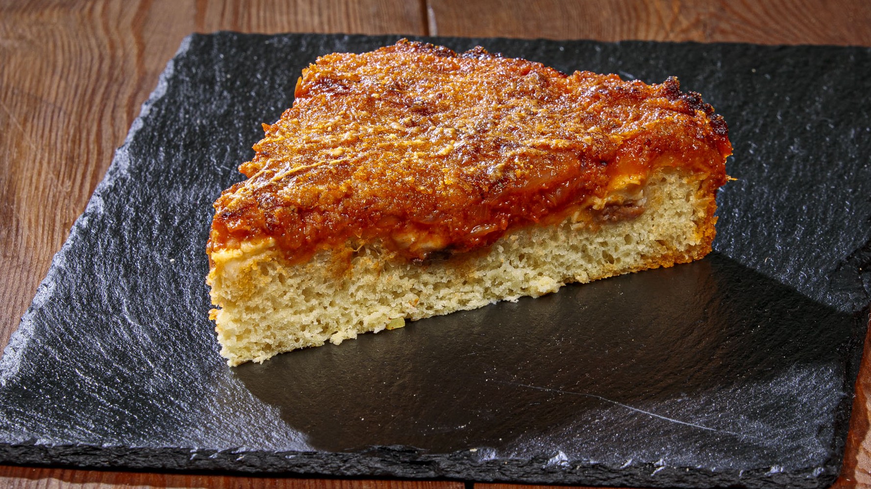 Sfincione - Ricette Casa Pappagallo
