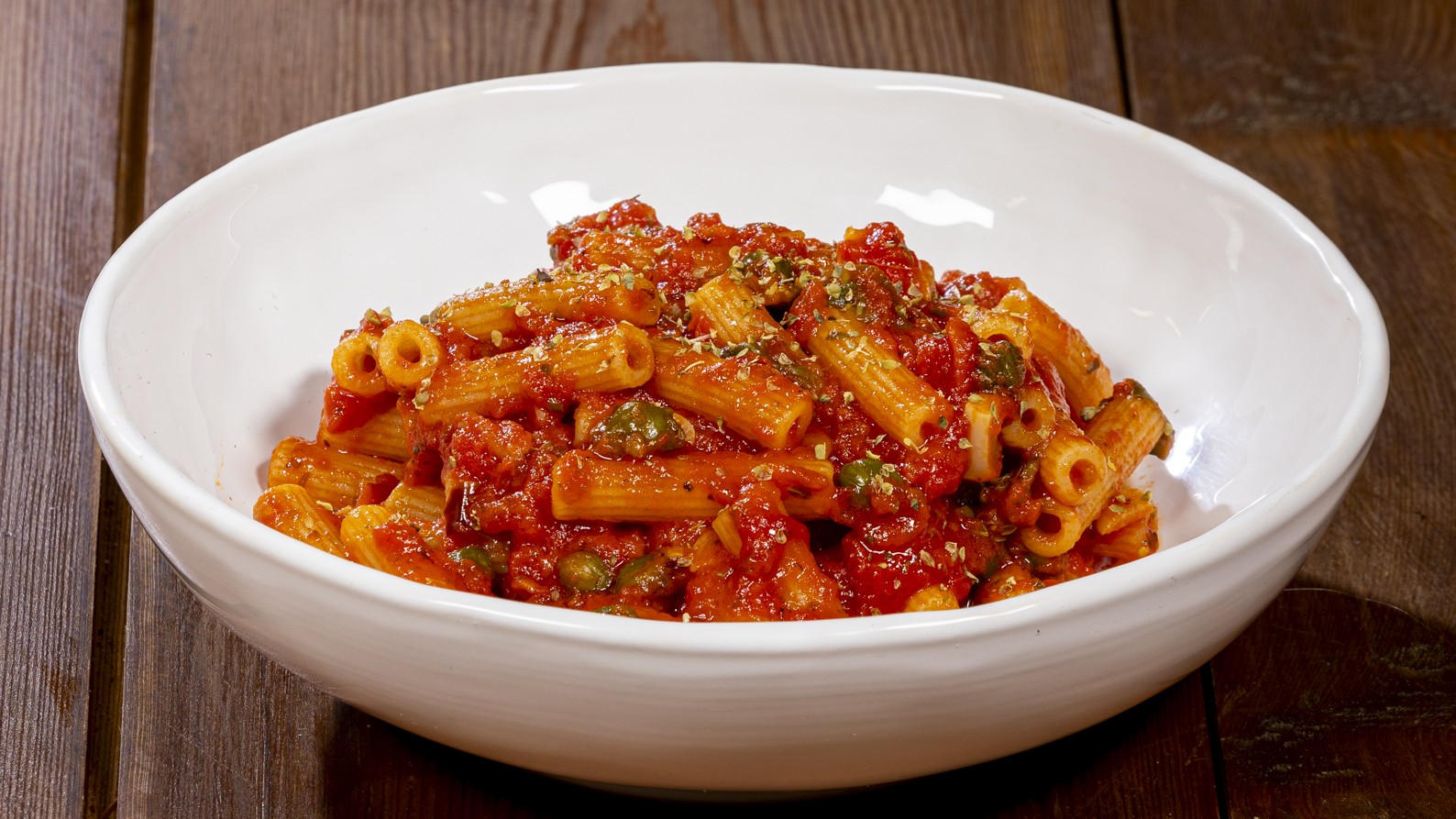 Pasta alla pizzaiola - Ricette Casa Pappagallo