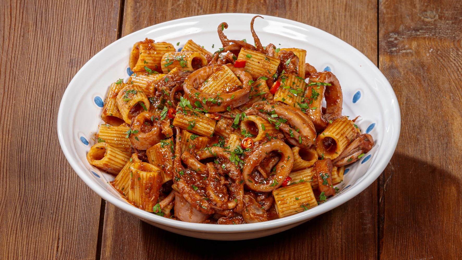 Pasta con calamari totani e polpetti - Ricette Casa Pappagallo