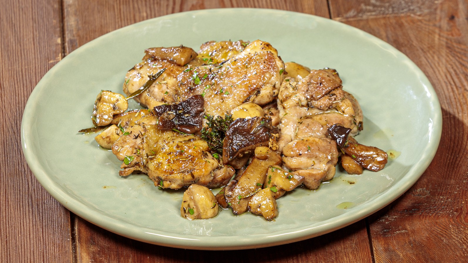 Pollo con i funghi - Ricette Casa Pappagallo