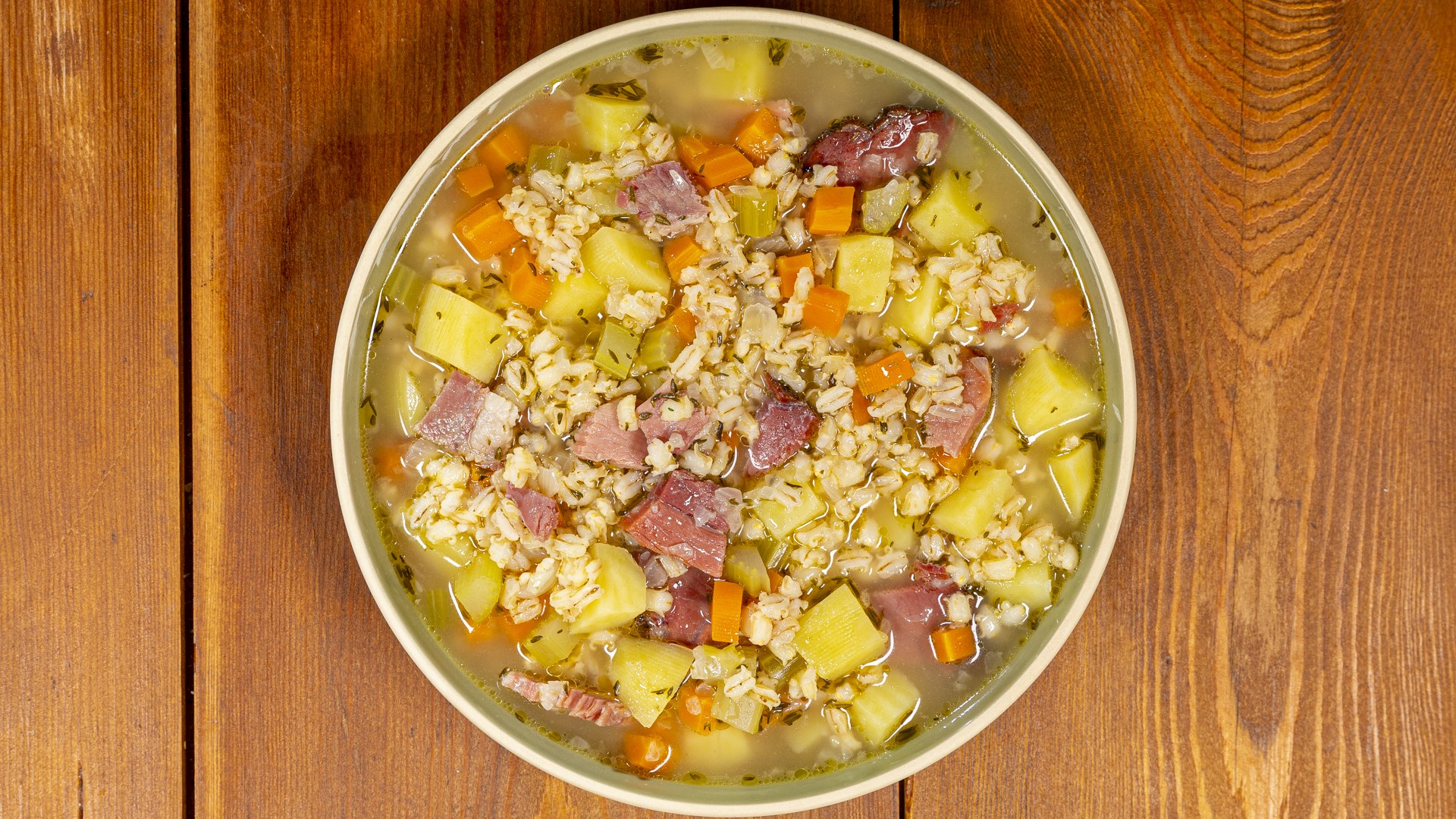Zuppa d’orzo altoatesina - Ricette Casa Pappagallo